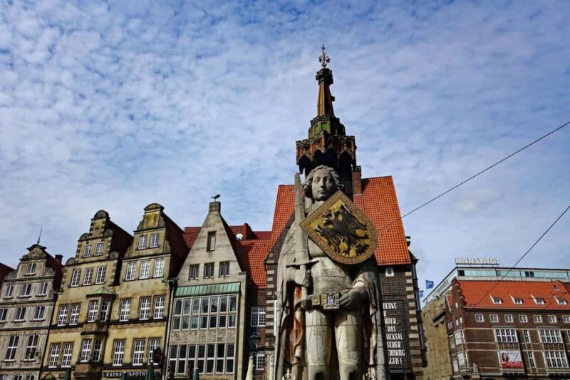 Bremen: Culinary Old Town Tour - with unique locations - The Sum Up