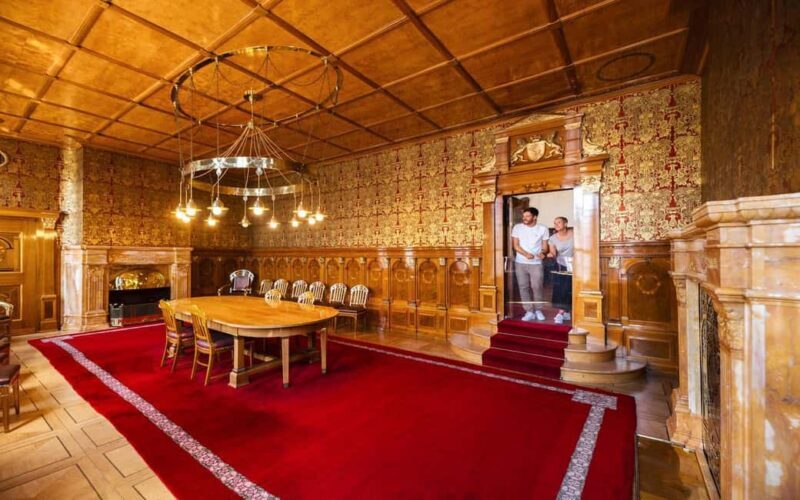 Bremen: Public Tour of the Town Hall (Tour in English) - Key Points  