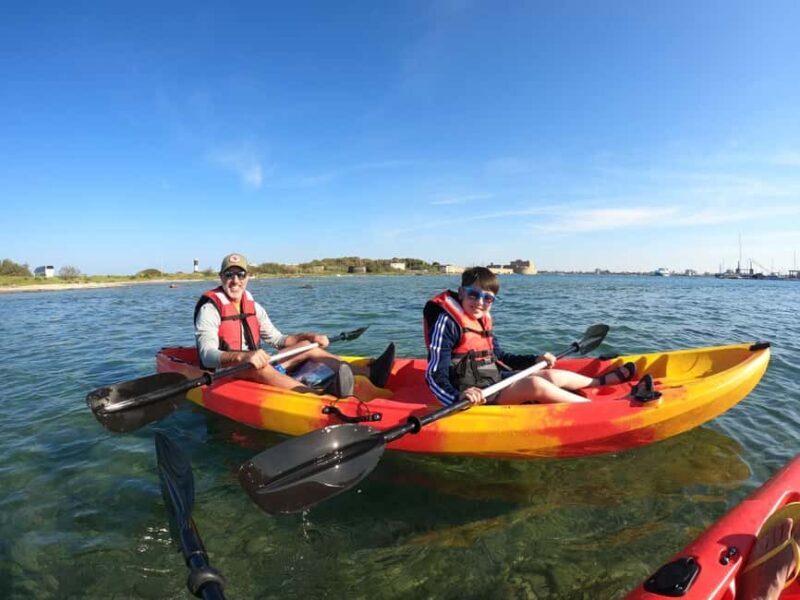 Brindisi: Guided Kayak Tour - The Guide and Group Experience