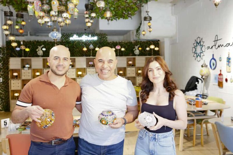 Brisbane: Ceramic Plates & Bowls Paint and Sip Classes - FAQ