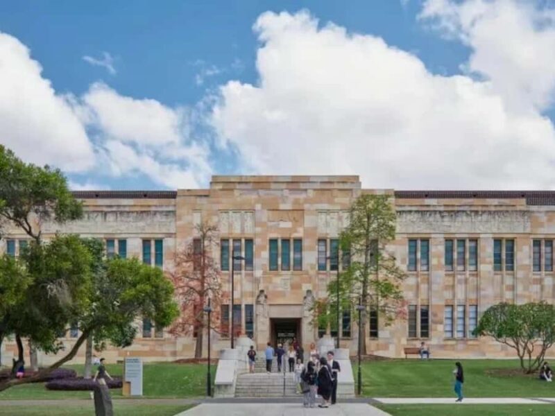 Brisbane: University of Queensland Guided Walking Tour - Key Points