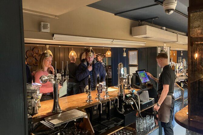 Bristol private pub hopping and sightseeing with local guide - FAQs