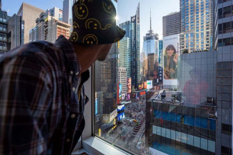 Broadway Backstage: From Times Square to Studio - An Inside Look at the Broadway Experience