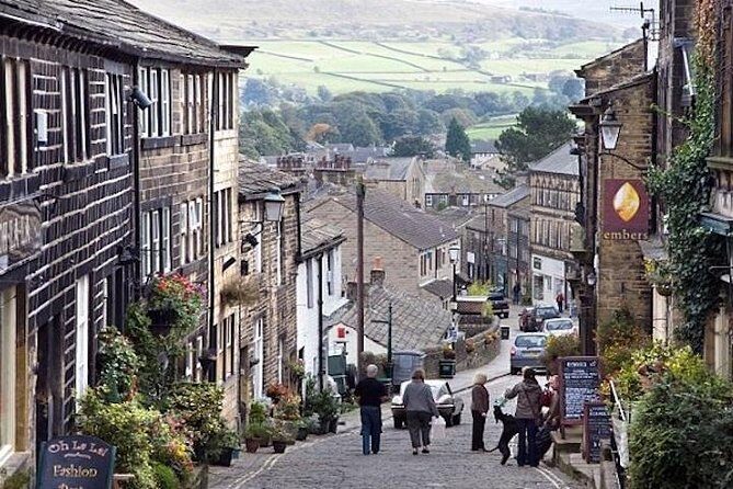 Bronte Country and Yorkshire Dales Private Day Trip from York - Key Points  