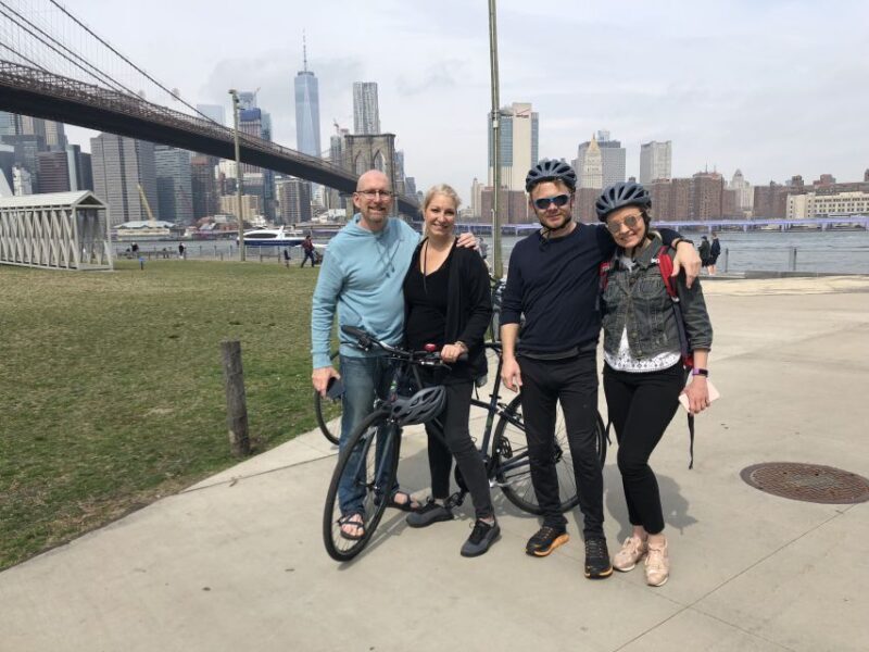Brooklyn: 2-Hour Manhattan & Brooklyn Bridges Bike Tour - The Experience from the Guides