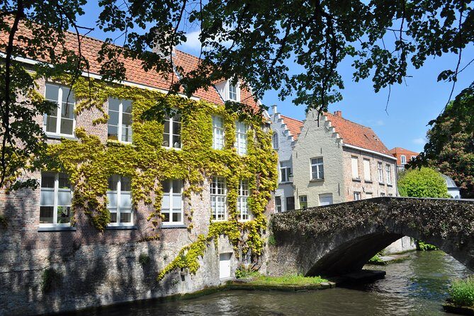 Bruges by bike with friends and family! - FAQs