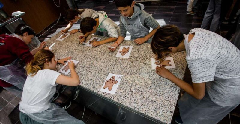 Bruges: Chocolate Making Workshop and Chocolate Museum Entry - FAQ