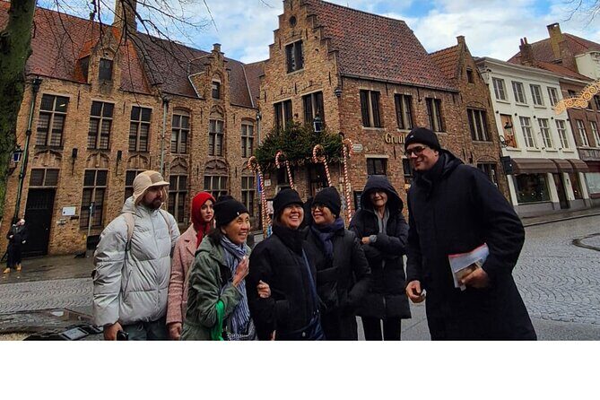 Bruges Guided Day Tour from Paris with Canal Cruise - The Guides and Customer Experience