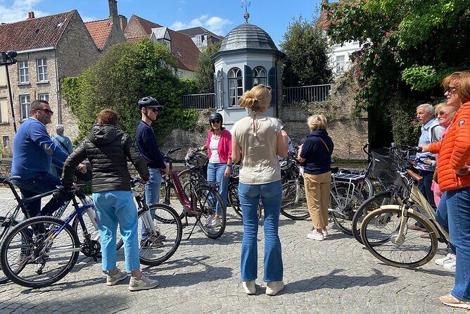 Bruges, Guided Retro Biketour: Highlights and Hidden Gems - Who Is This Tour Best For?