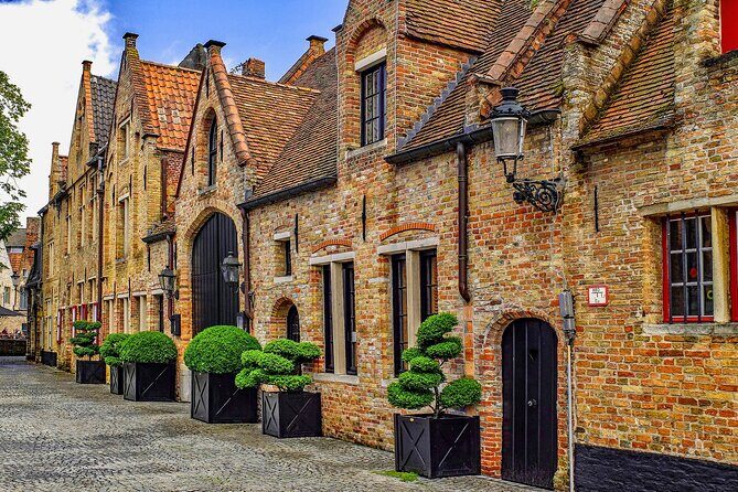 Bruges Highlights & Hidden Gems Small-group from Paris by Minivan - Authentic Experiences & Highlights from Reviews