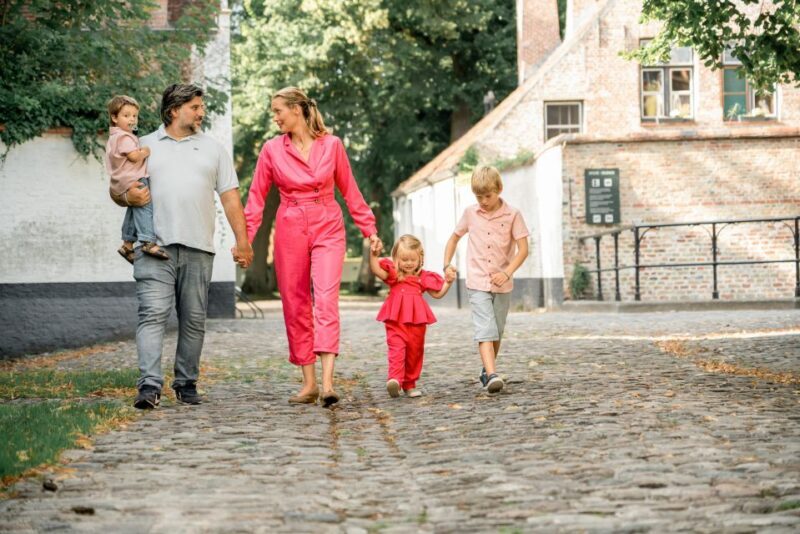 Bruges : Your private 30min. photoshoot in the medieval city - Why We Think It’s Great Value