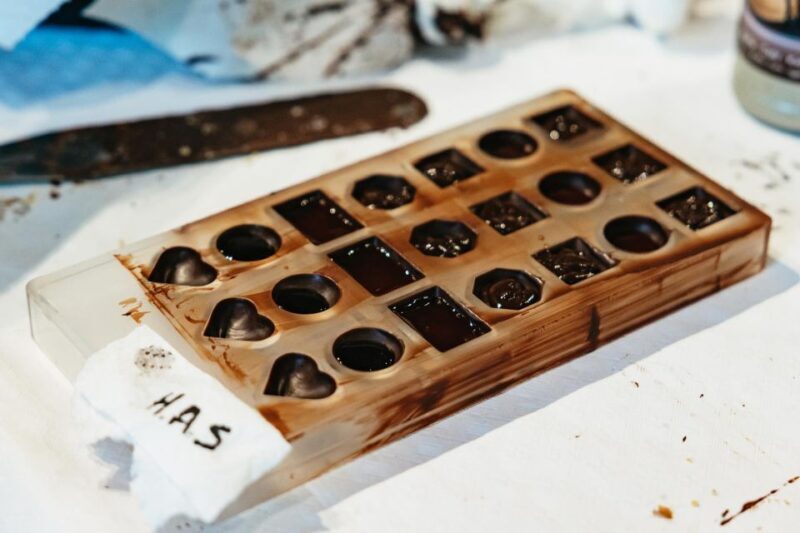 Brussels: 2.5-Hour Belgian Chocolate Making Workshop - Who Is This Experience Best For?