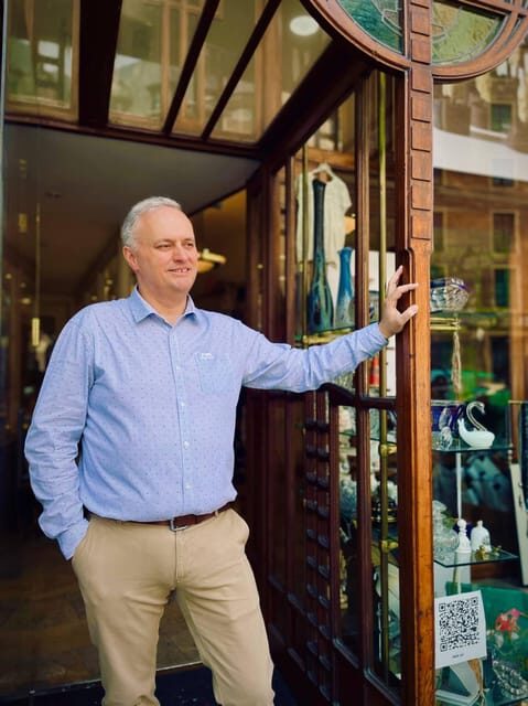 Brussels: 2 hours Private Walking Tour of the Comics Walls - Key Points