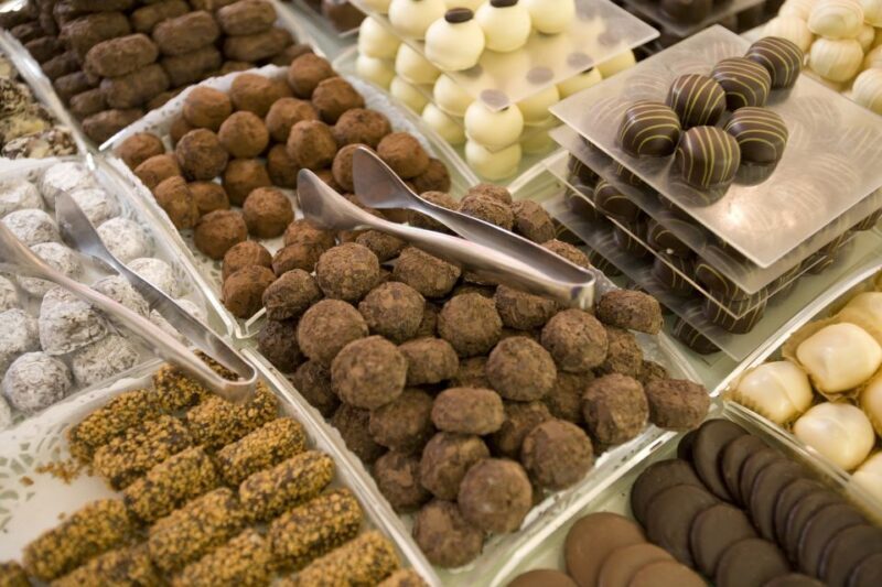 Brussels: Belgian Chocolate, Beer, and Fries Tasting Tour - Who Should Book This Tour?