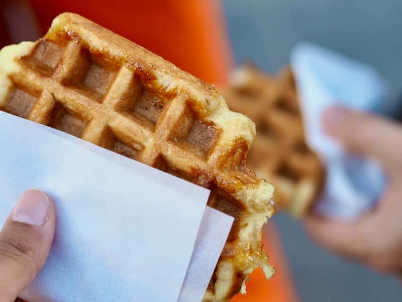 Brussels: City Center Guided Food Tour with Tastings - Special Features and Highlights  