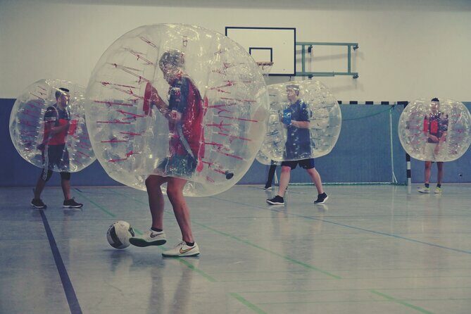 Bubble soccer in the center of Hamburg with beer / champagne - Who Is This Tour Best For?