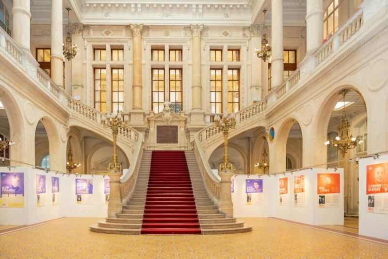 Bucharest : Ceauescu Mansion , Parliament & Village Museum - Who Will Enjoy This Tour?