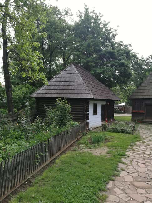 Bucharest city tour: Village Museum visit & Panormaic tour - Key Points