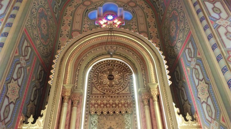 Bucharest Jewish Heritage Private Walking Tour - What Travelers Love About the Tour