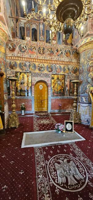 Bucharest Parliament,Village Museum,Dracula's Tomb,Mogosoaia - The Sum Up