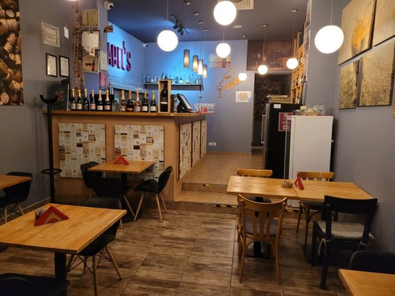 Bucharest: Private Wine Tasting Experience - Key Points