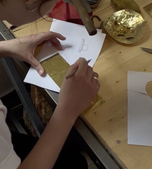 Bucharest: Real Roma Community - Crafting Workshop - Authenticity and Experience Quality