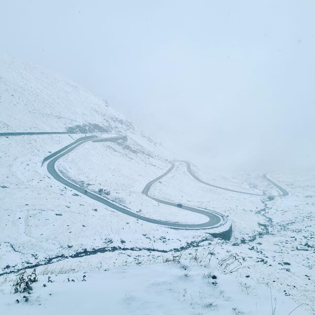 Bucharest: Transfgran Highway & Balea Lake -Private Tour - The Transfagarasan Highway Drive