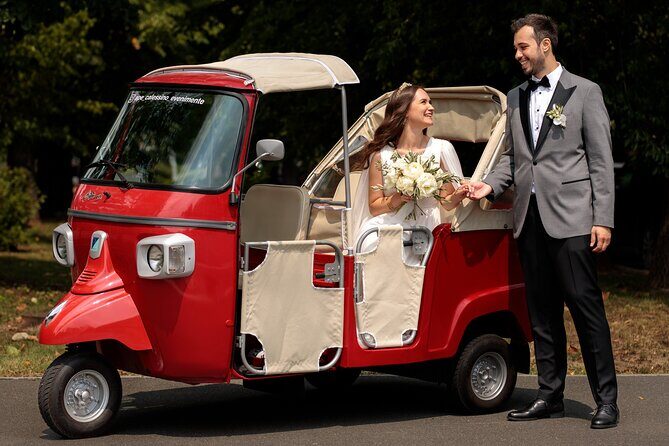 Bucharest Tuk Tuk city tour - The Royal Palace & Palatul CEC