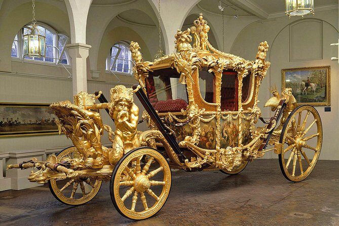 Buckingham Palace: Admission ticket to The Royal Mews - Key Points