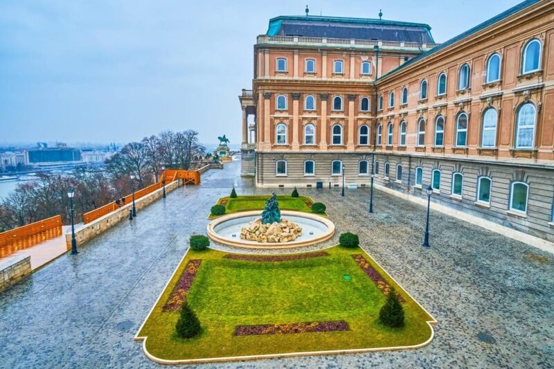 Buda Castle District and Matthias Church Private Tour - FAQ