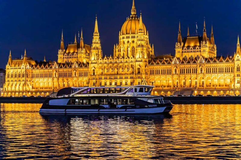 Budapest: 4-Course Dinner Cruise with Bar Piano - Is This Experience Worth the Price?