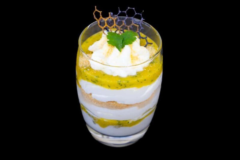 Budapest: 4-Course Dinner Cruise with Bar Piano - The Sum Up