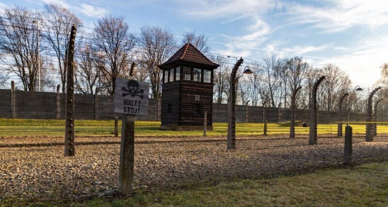 Budapest: Auschwitz Birkenau Private Day Tour - Key Points
