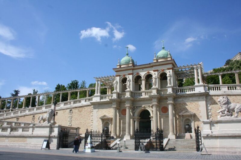 Budapest: Buda Castle Private Walking Tour - A Deep Dive into the Buda Castle Private Walking Tour  