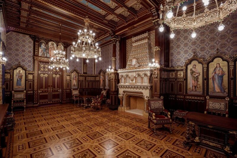 Budapest: Buda Castle Walk with Saint Stephen's Hall - Authentic Experiences from Reviewers