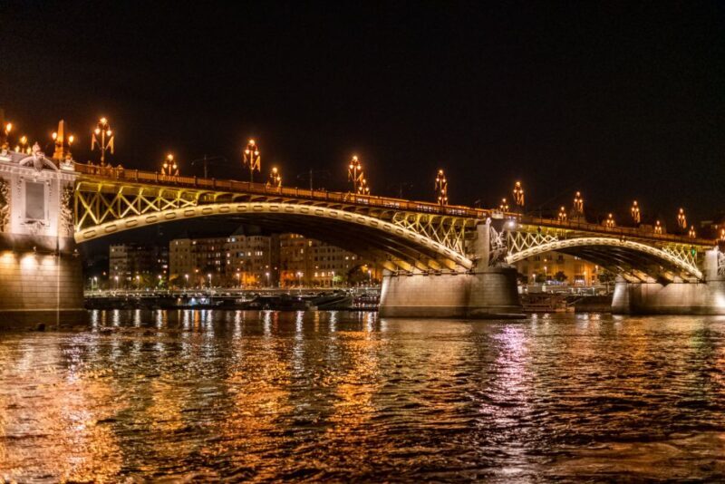 Budapest: Candlelit Dinner River Cruise with Live Music - Authentic Insights from Reviewers