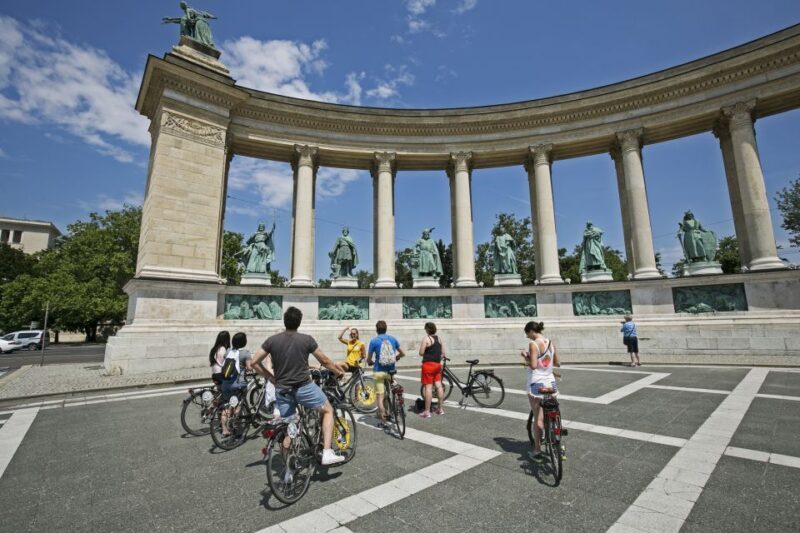Budapest: City Bike Tour with Coffee Stop - Exploring Budapest by Bike: The Details
