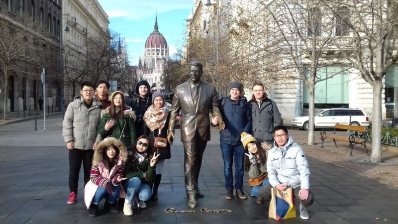 Budapest: City Center Walking Tour - Liberty Square — A Place of Reflection