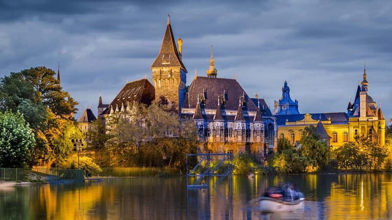 Budapest: City Park- True Crime of Hungary- Walking Tour - An In-Depth Look at the True Crime of Hungary Tour