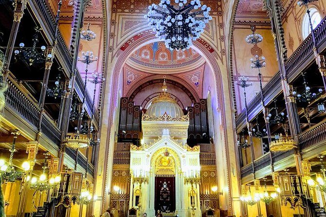 Budapest Dohany, Heroes', Rumbach synagogues & Jewish Ghetto Tour - Who Will Love This Tour?