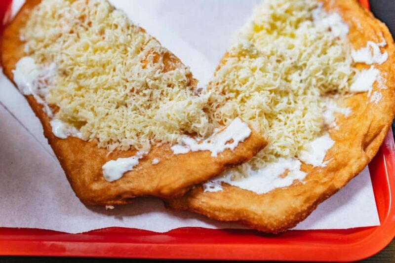 Budapest Food Walking Tour: Eat, Sip & Explore Like a Local - Detailed Breakdown of the Itinerary