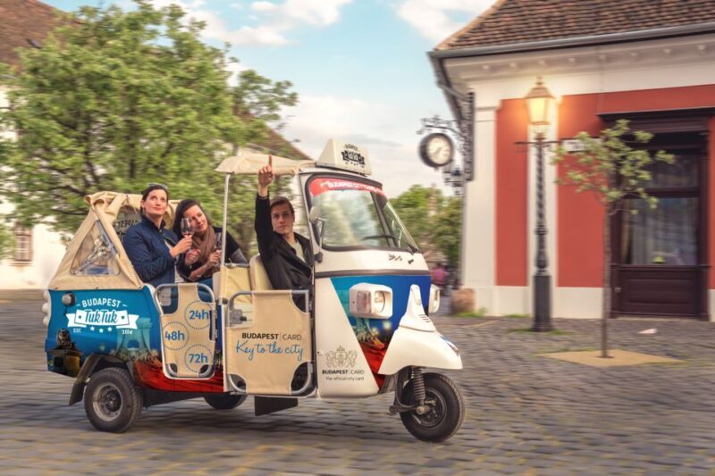 Budapest: Half-Day Exclusive Highlights Private Tour - The Experience: A Closer Look at the Itinerary