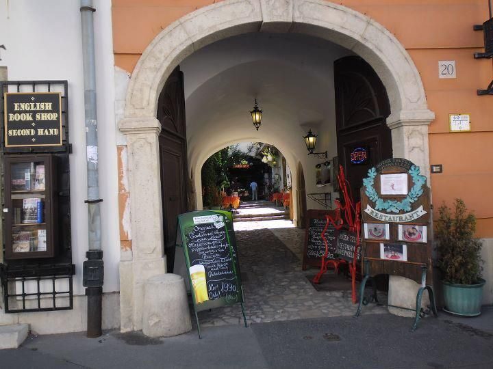 Budapest: Half-Day Highlights Small Group Private Tour - The Value of the Tour