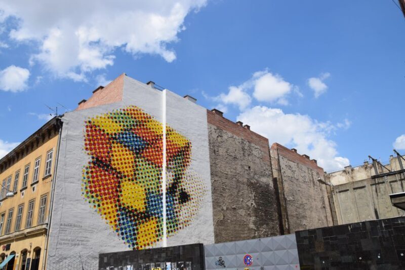 Budapest Half Day Tour with Gabor - Key Points  