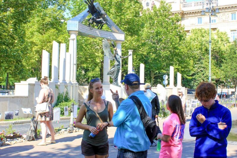 Budapest: Hammer & Sickle Communism Walking Tour - Summary: Is It Worth Your Time?