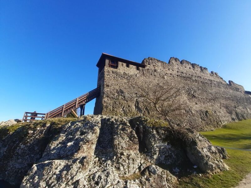 Budapest Hike to Visegrád Castle w or wo Sauna/Danube beach - Frequently Asked Questions