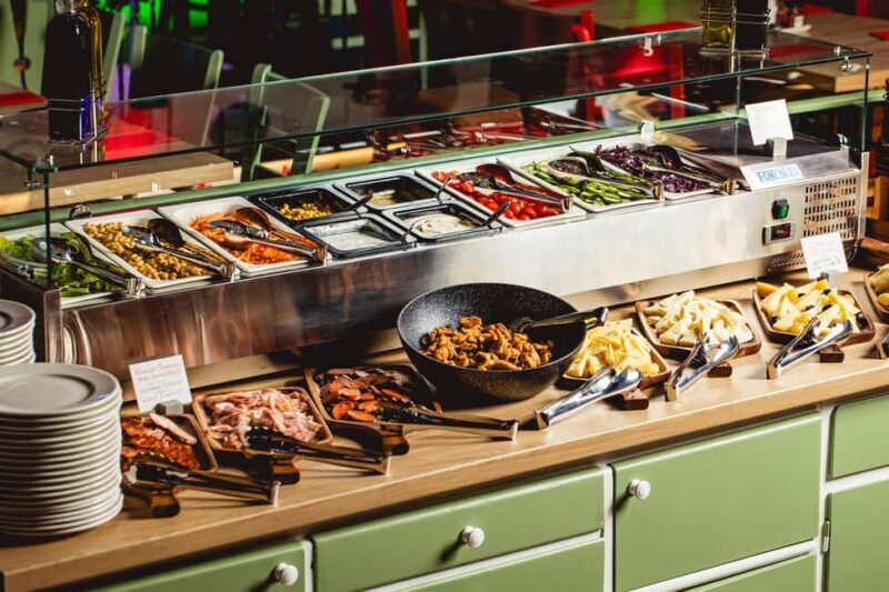 Budapest: Hungarian Dinner & Show with Unlimited Drinks - Budapest: Hungarian Dinner & Show with Unlimited Drinks – A Detailed Review