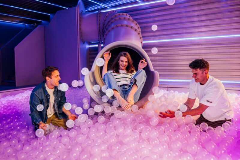 Budapest: Ikono Budapest Entry Ticket - What is IKONO Budapest?