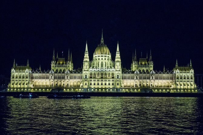 Budapest Night Walking Tour with Danube River Cruise - Stops Breakdown