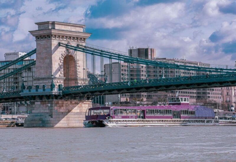 Budapest: Nighttime or Daytime Sightseeing Cruise - FAQ